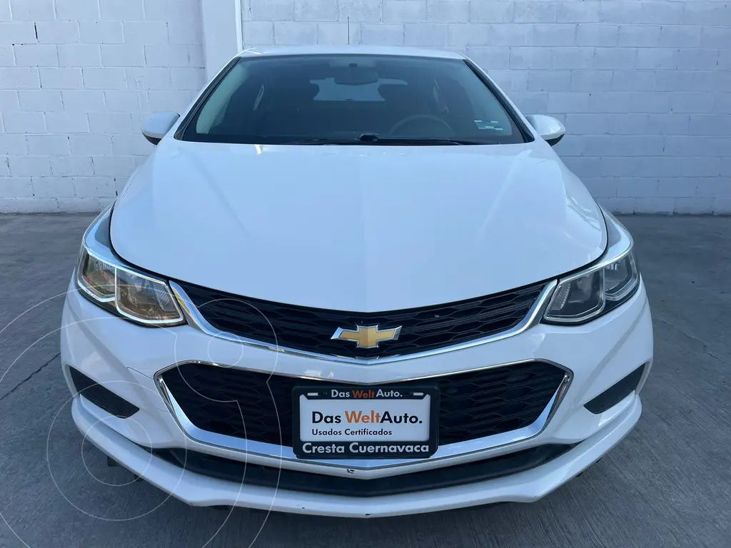 Chevrolet Cruze LS Aut usado (2017) color Blanco precio $259,900