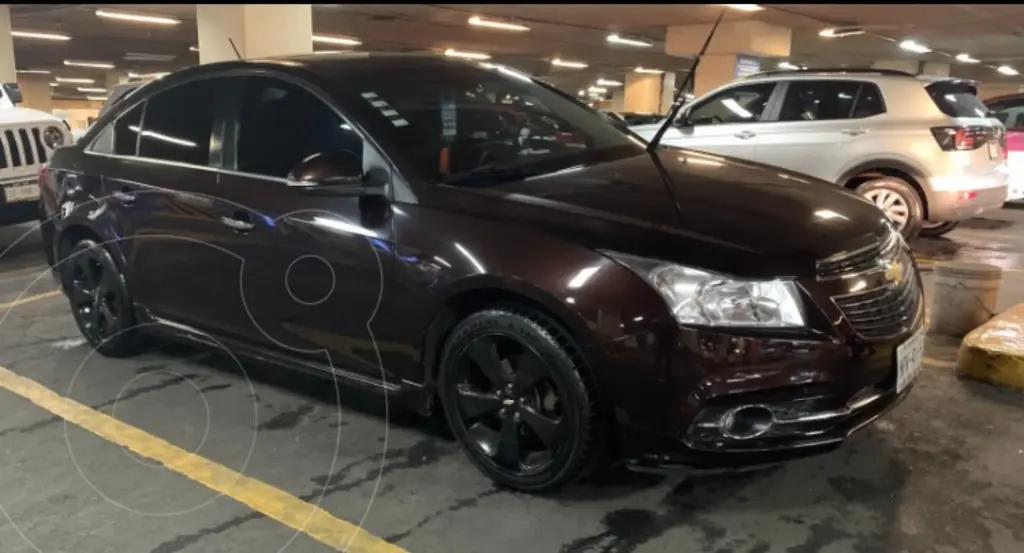 Chevrolet Cruze LTZ Turbo Aut usado (2014) color Marron precio $180,000