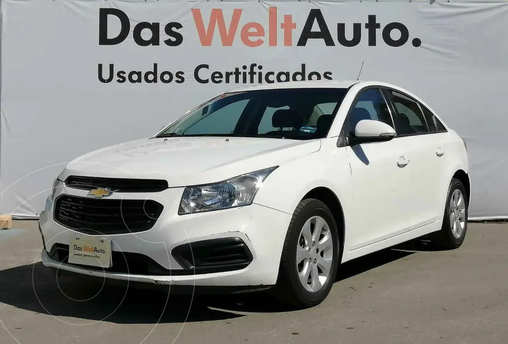 Chevrolet Cruze LS usado (2016) color Blanco precio $215,000