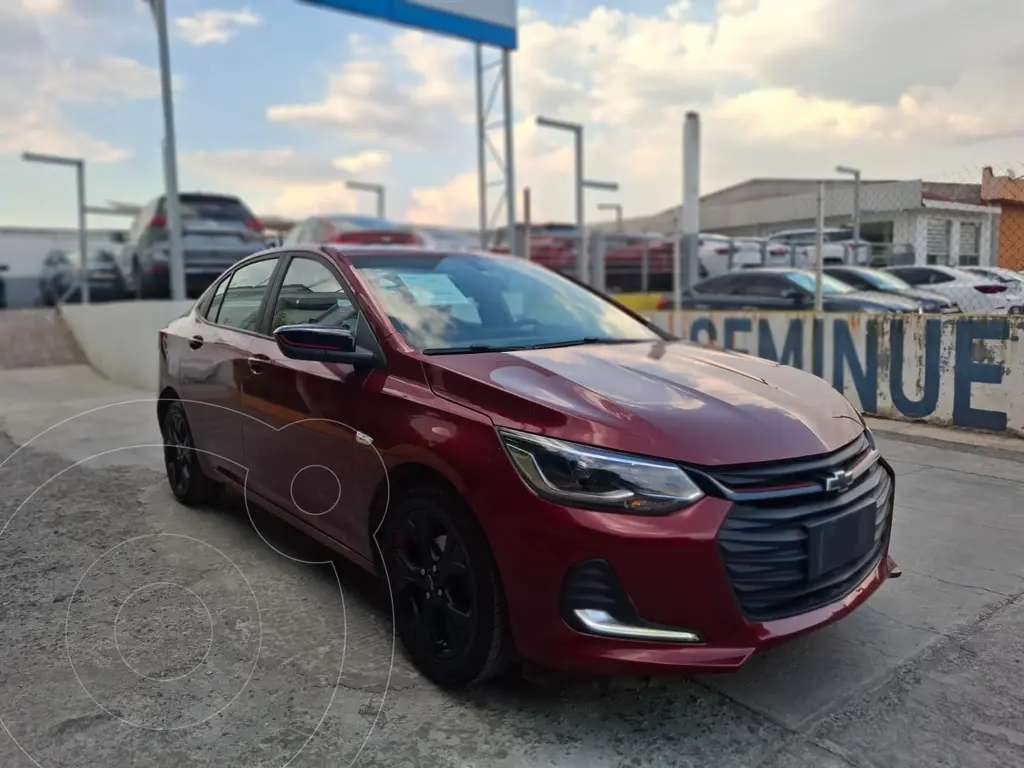 Chevrolet Onix Premier Red Line Aut usado (2023) color Rojo precio $270,000
