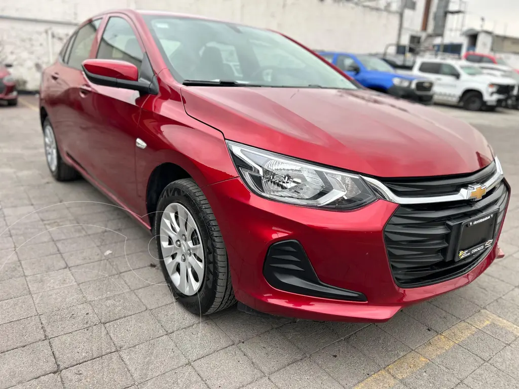Chevrolet Onix LS usado (2022) color Rojo precio $259,000