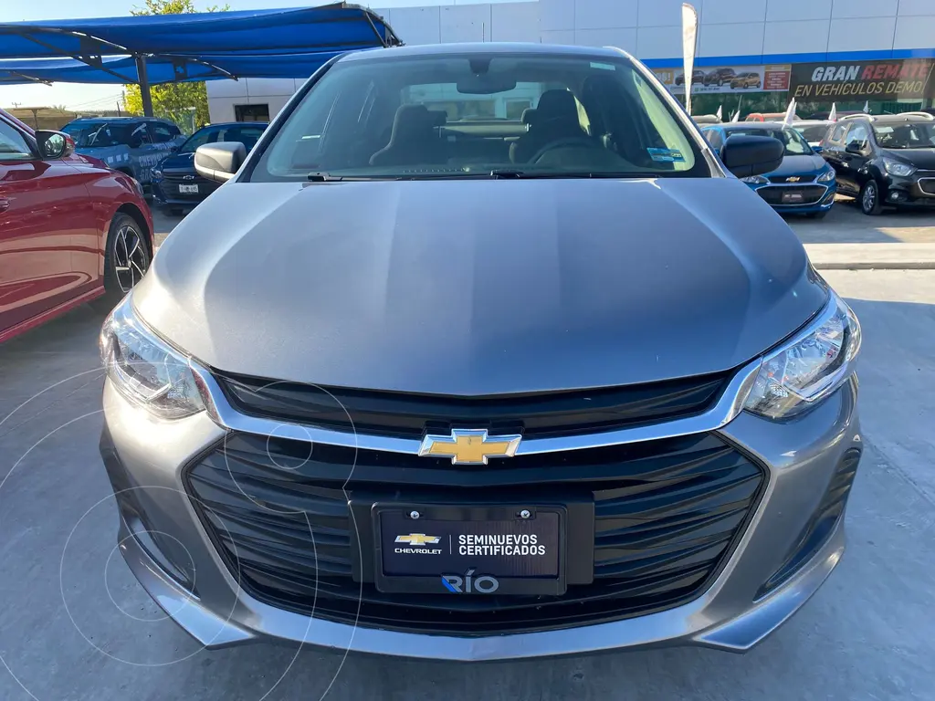 Chevrolet Onix LS Aut usado (2021) color Gris precio $275,000