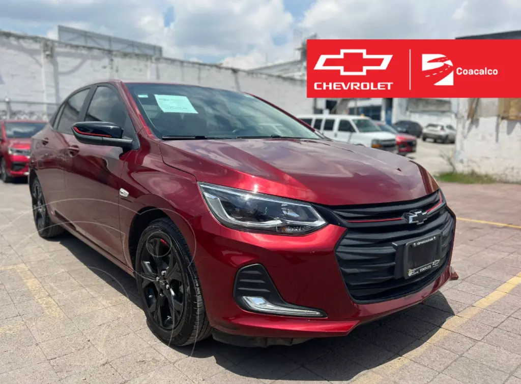 Chevrolet Onix Premier Red Line Aut usado (2023) color Rojo precio $325,000
