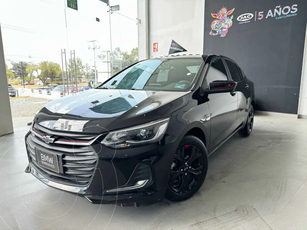 Chevrolet Onix Premier Red Line Aut usado (2023) color Negro precio ...