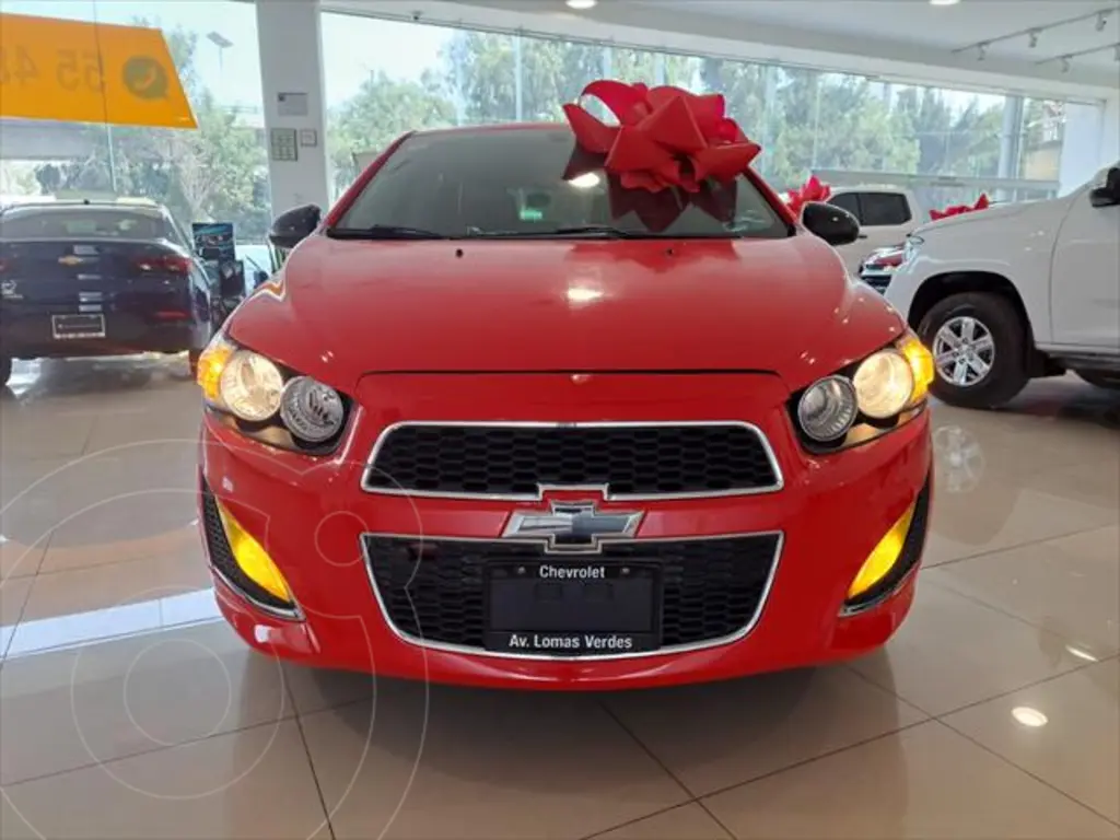 Chevrolet Sonic LT HB usado (2016) color Rojo precio $250,000