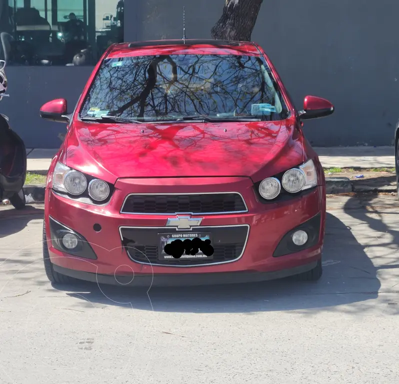 Chevrolet Sonic LTZ Aut usado (2016) color Rojo precio $130,000