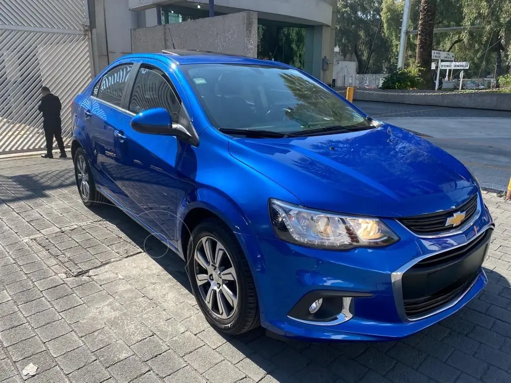 Chevrolet Sonic LT usado (2017) color Azul precio $235,000