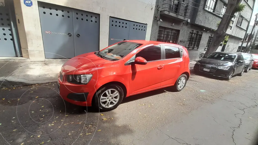 Chevrolet Sonic LT usado (2016) color Rojo precio $120,000