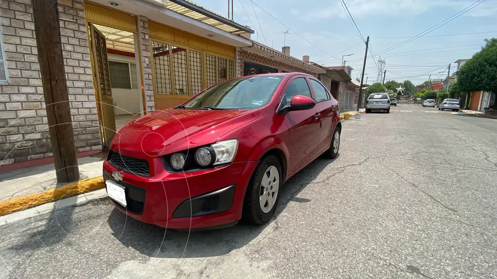 Chevrolet Sonic LT usado (2016) color Rojo precio $145,000