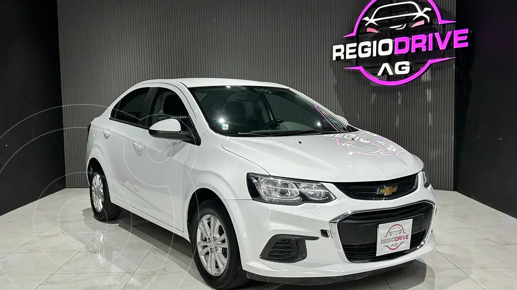 Chevrolet Sonic LT Aut financiado en mensualidades enganche $33,000 ...