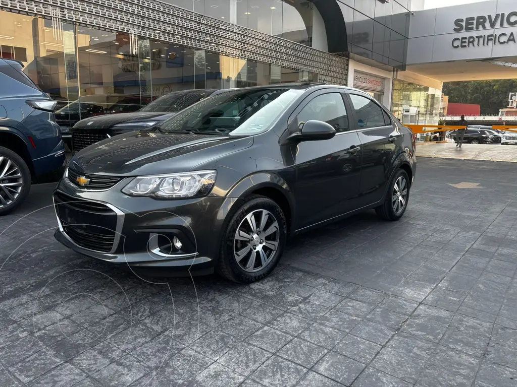 Chevrolet Sonic Premier Aut usado (2017) color Gris Oscuro precio $180,000