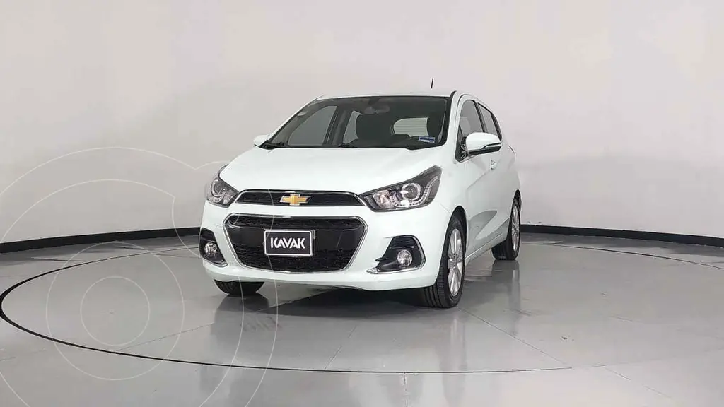 Chevrolet Spark LTZ usado (2017) color Verde precio $215,999