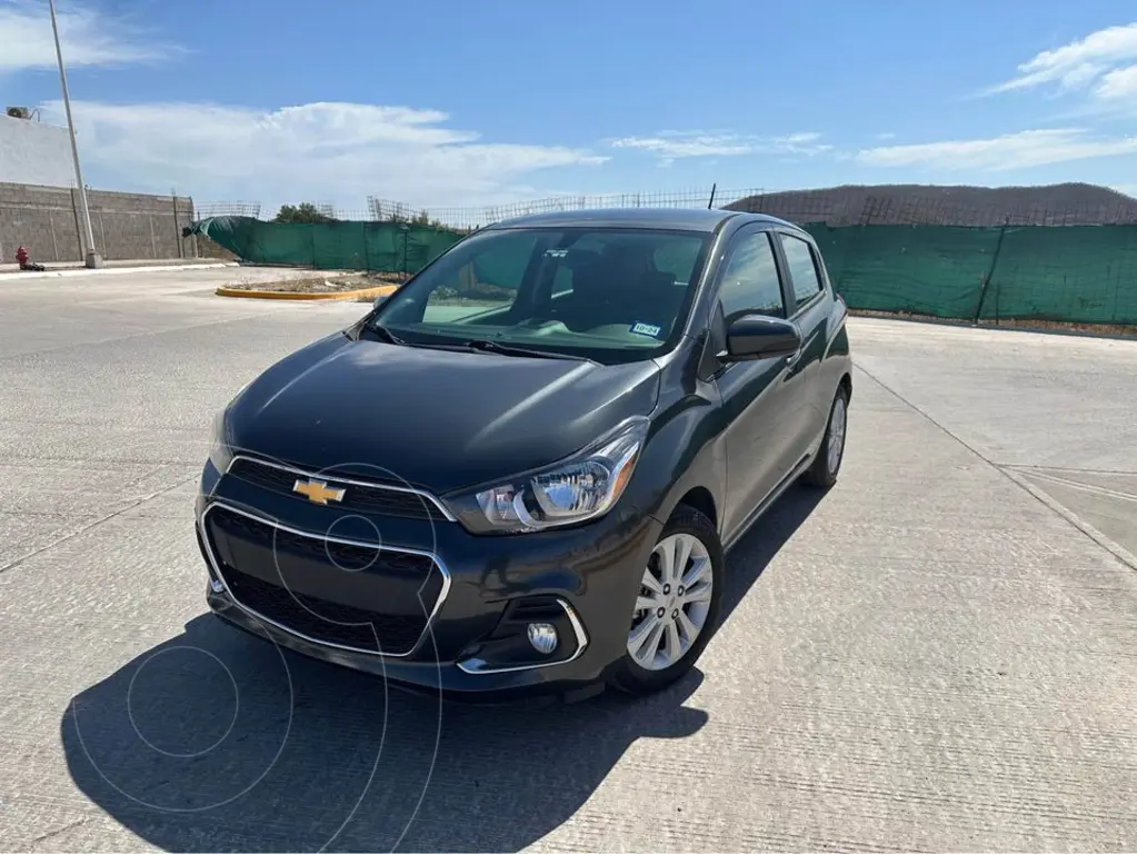 Chevrolet Spark LTZ usado (2018) color Gris Titanio precio $160,000