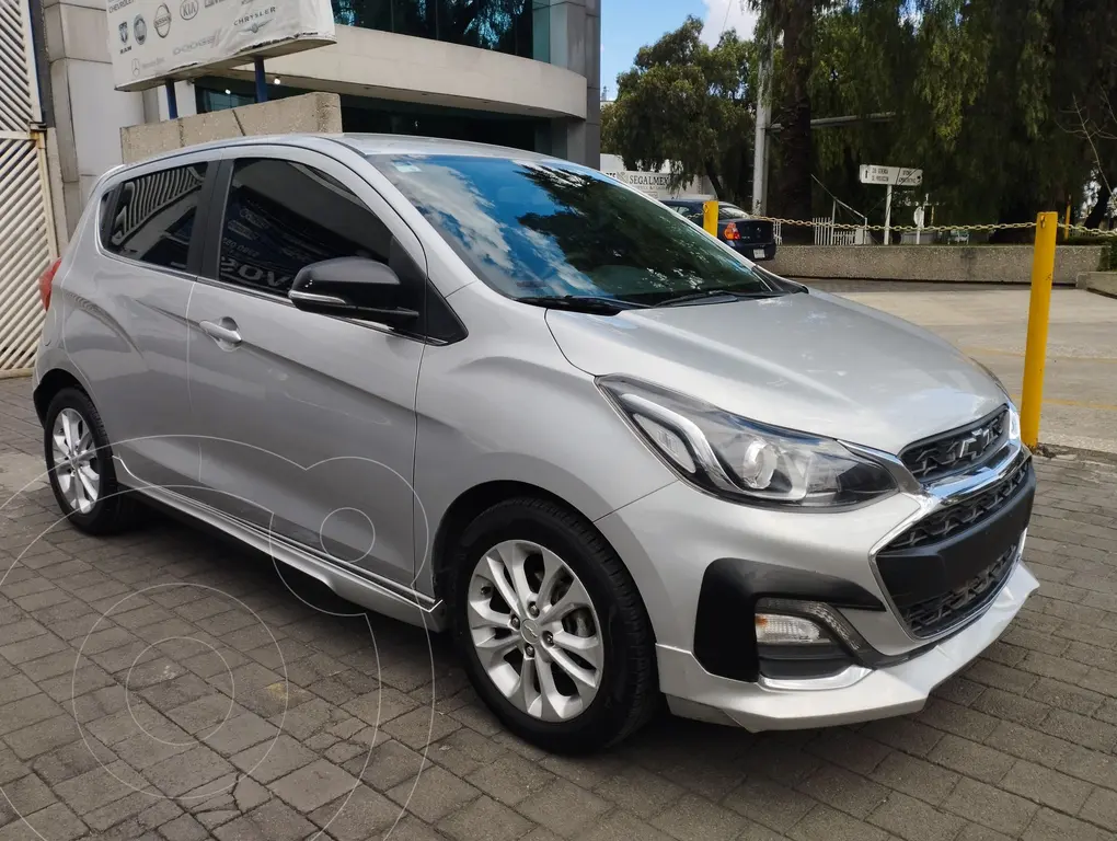 Chevrolet Spark Premier usado (2019) color plateado precio $206,000