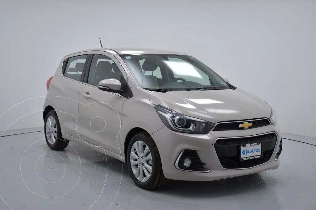 Chevrolet Spark LTZ usado (2017) color Beige precio $233,000