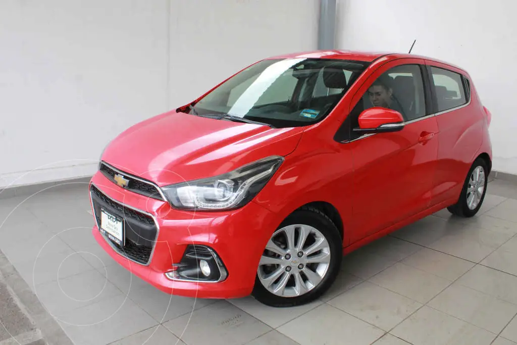 Chevrolet Spark LT CVT usado (2017) color Rojo precio $220,000