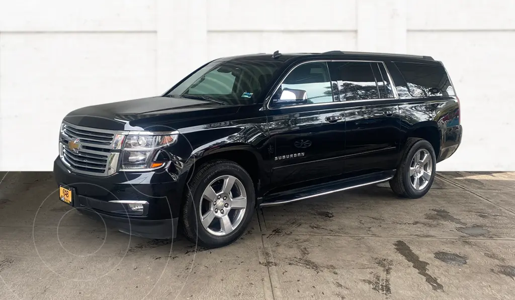 Chevrolet Suburban Premier Piel 4x4 usado (2017) color Negro precio ...