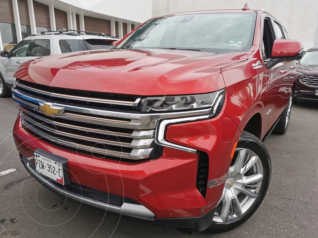 Chevrolet Tahoe High Country usado (2021) color Rojo precio $1,405,000