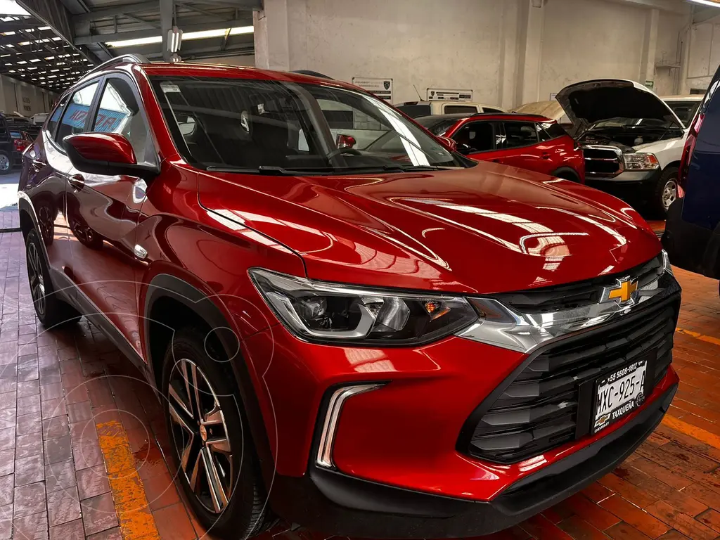 Chevrolet Tracker LS Aut usado (2024) color Rojo precio $379,000