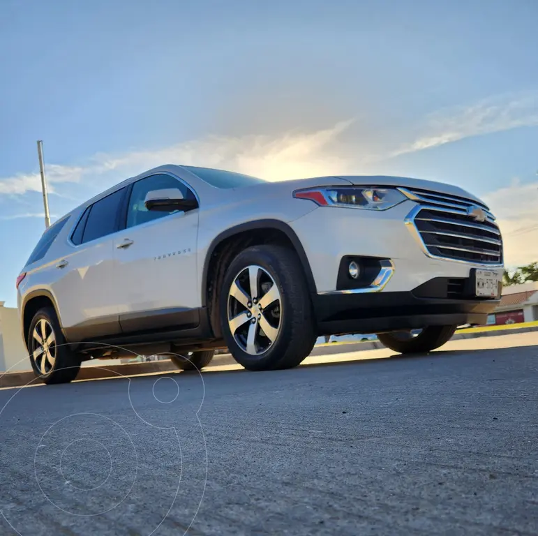 Chevrolet Traverse LT 7 Pasajeros usado (2019) color Blanco precio $499,999