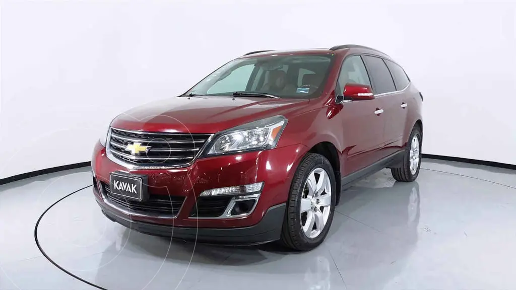 Chevrolet Traverse LT 7 Pasajeros usado (2016) color Rojo precio $352,999