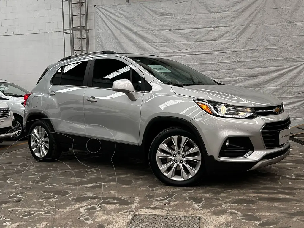 Chevrolet Trax Premier Aut usado (2020) color plateado precio $279,000