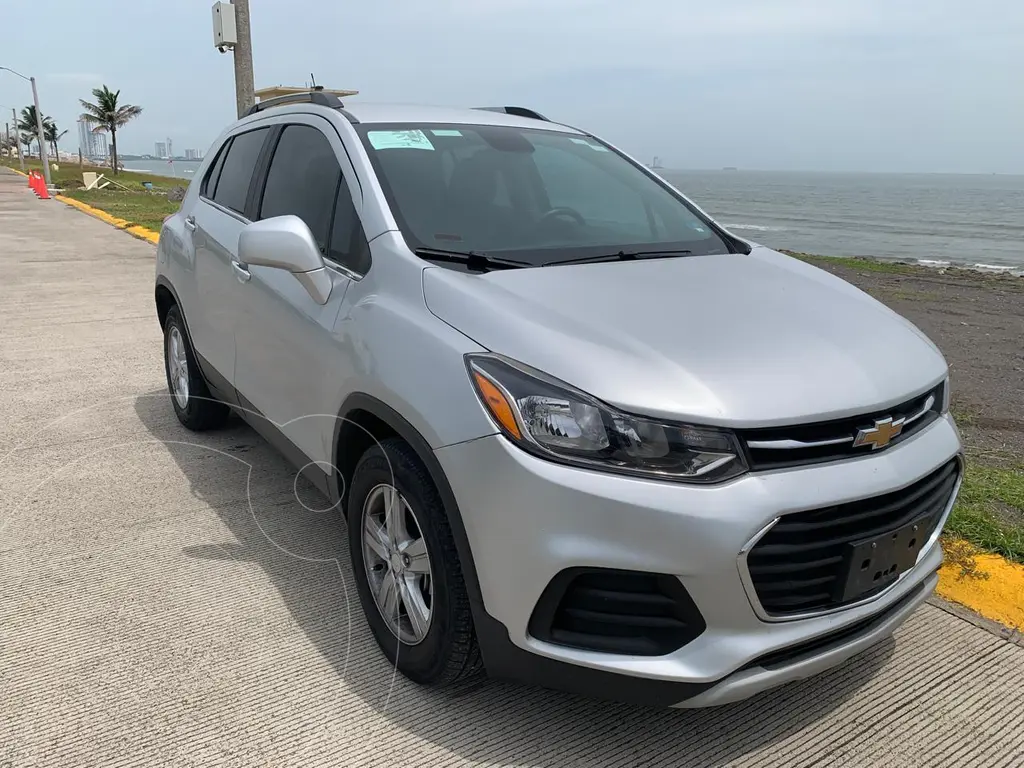 Chevrolet Trax LT Aut usado (2020) color Plata Brillante precio $278,000