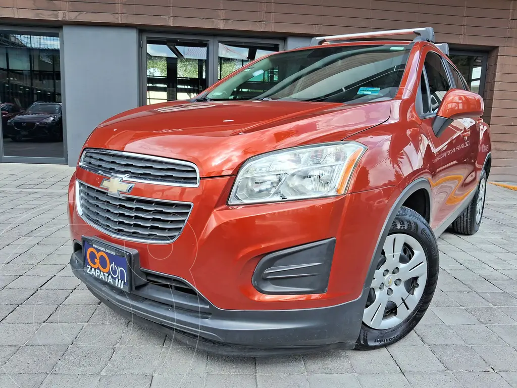 Chevrolet Trax LS usado (2014) color Naranja precio $200,000
