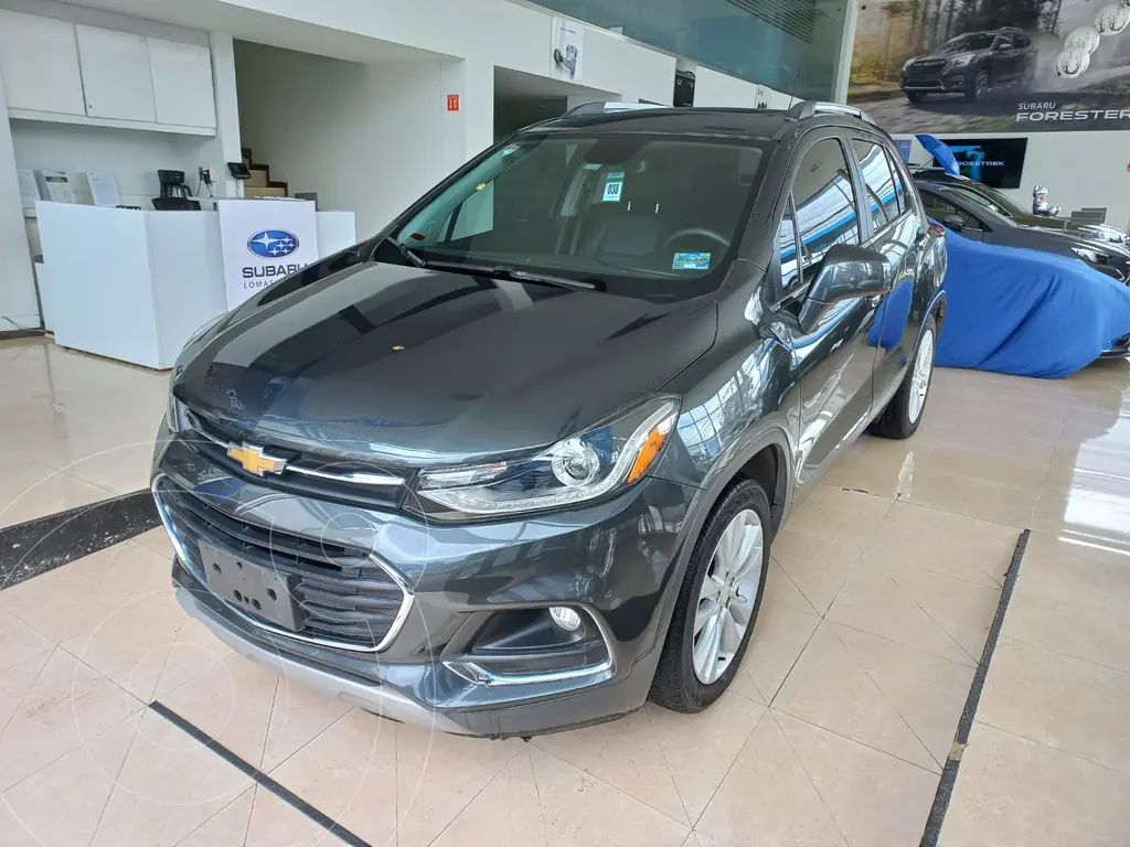 Chevrolet Trax Premier Aut usado (2020) color GRIS BASALTO METALIC precio $345,000