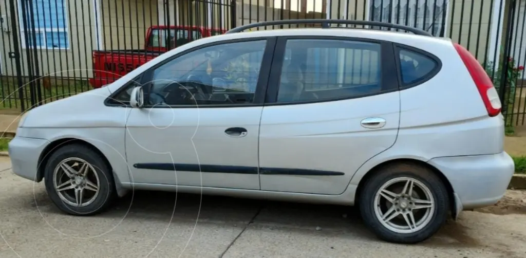 Chevrolet Vivant 1.6 LS Mec 5P usado (2004) color Gris precio $3.000.000