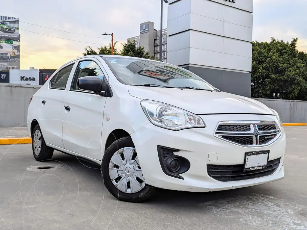 Dodge Attitude SXT Aut usado (2016) color Blanco precio $100,000