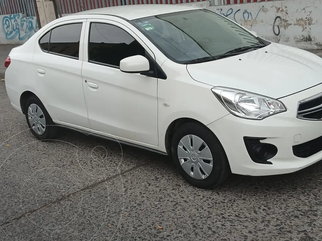 Dodge Attitude R/T SE Aut usado (2023) color Blanco precio $170,000