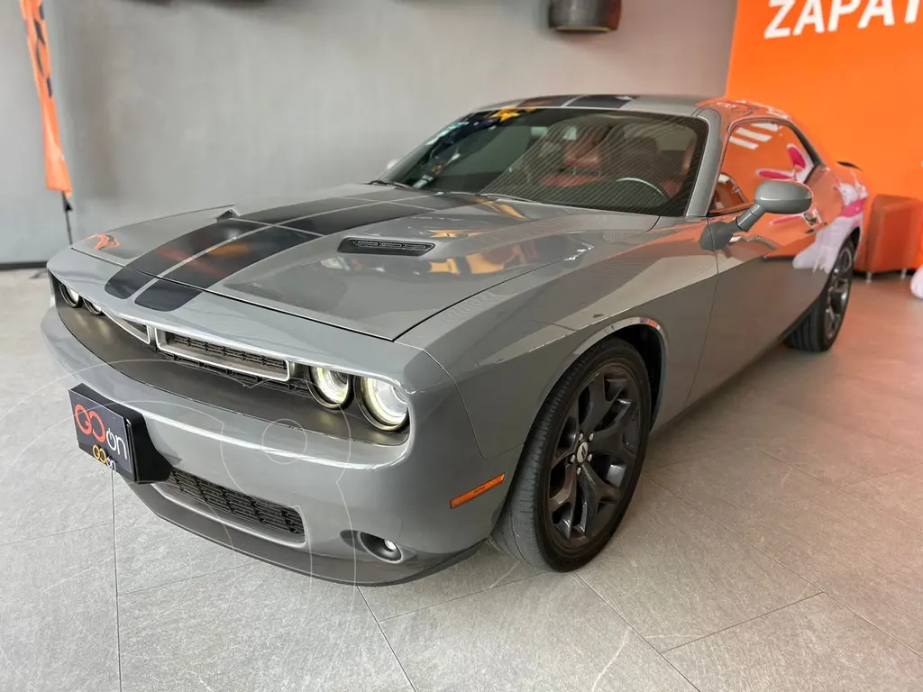 Dodge Challenger 3.6L Dual Stripes usado (2017) color Gris Oscuro ...