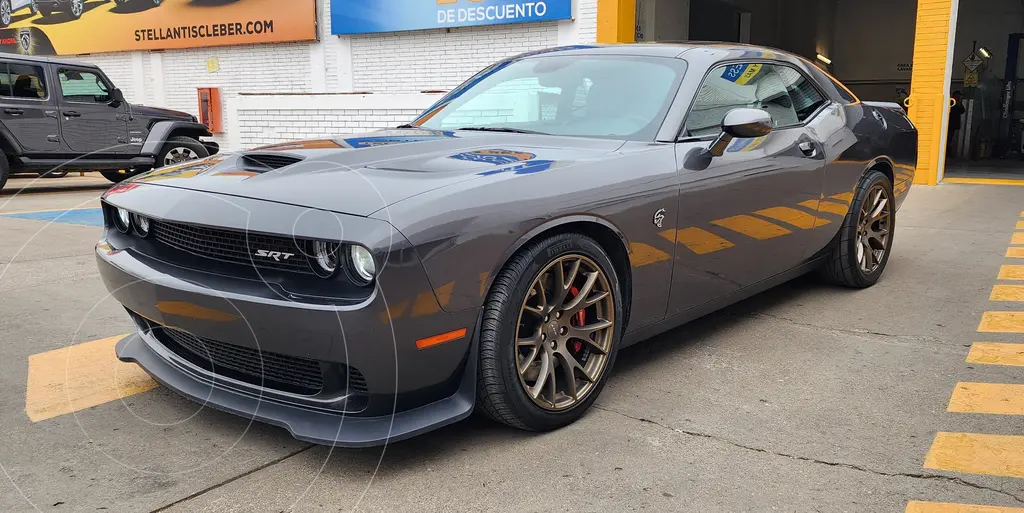 Dodge Challenger SRT Hellcat usado (2017) color Granito precio $1,300,000