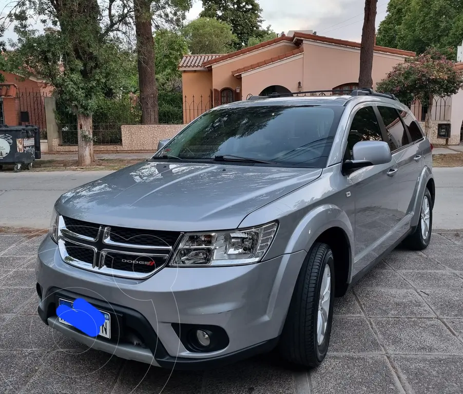 Dodge Journey SXT usado (2017) color Gris Metalico precio u$s22.500