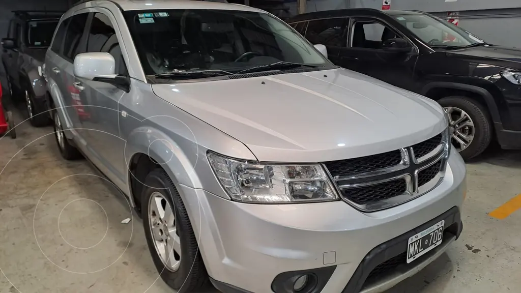 Dodge Journey SXT usado (2012) color Gris precio $12.000.000
