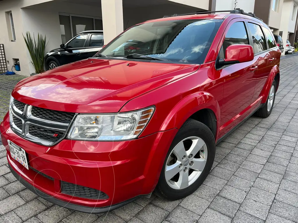 Dodge Journey SE 7 Pasajeros 2.4L usado (2015) color Rojo precio $219,000