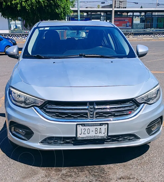 Dodge Neon SXT Aut usado (2017) color Gris precio $190,000