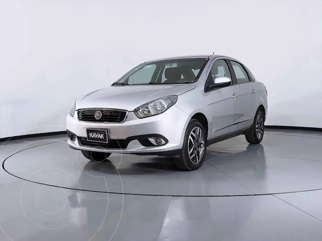 Dodge Vision 1.6L usado (2018) color Negro precio $199,999