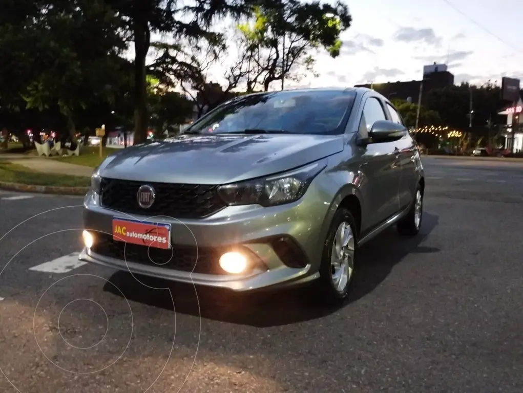 FIAT Argo 1.3 Drive usado (2019) color Gris Scandium precio $13.500.000