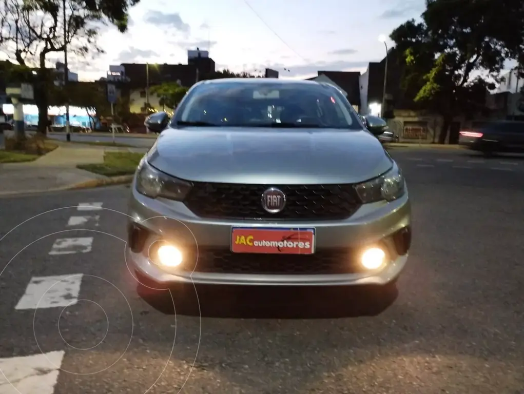 FIAT Argo 1.3 Drive usado (2019) color Gris Scandium precio $11.600.000