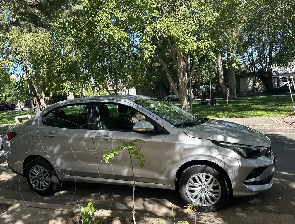 FIAT Cronos 1.3L Attractive usado (2021) color Gris precio $15.000.000