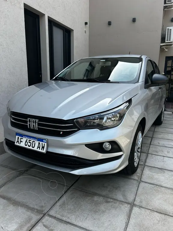 FIAT Cronos 1.3L Like usado (2022) color Plata Bari precio $15.000.000
