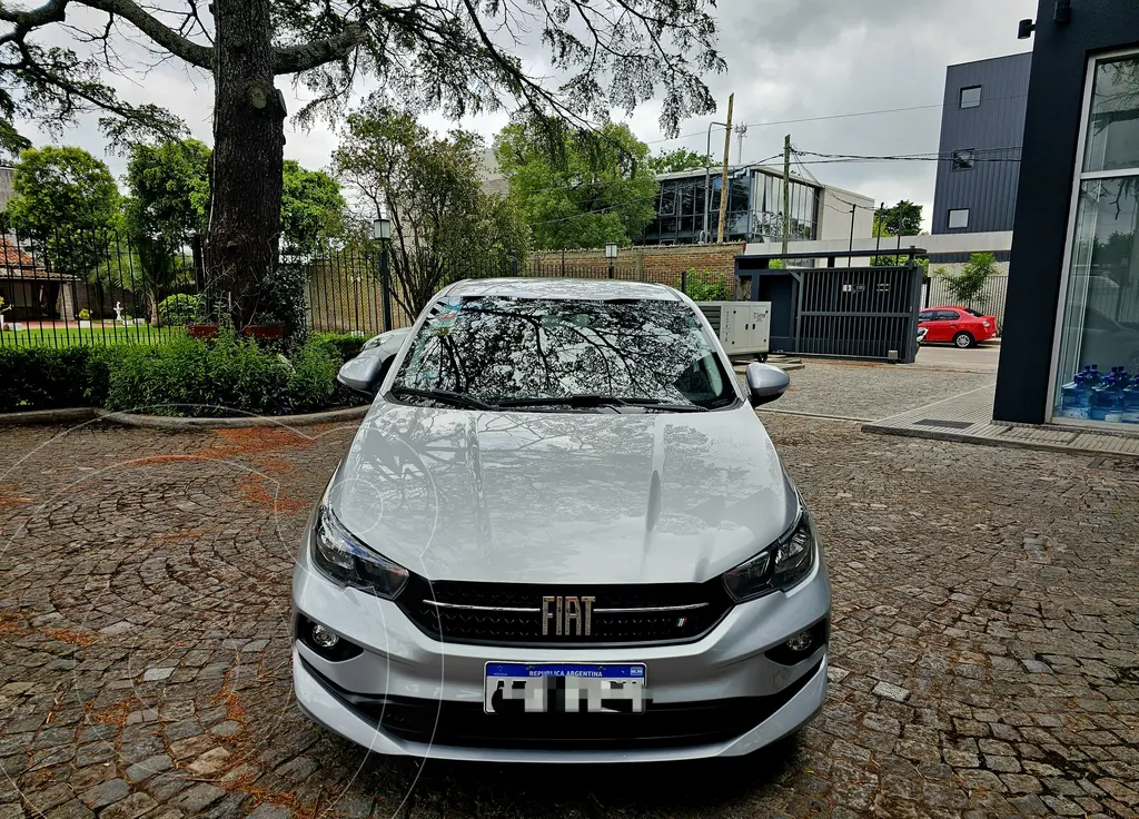 FIAT Cronos 1.3L Drive GSE Pack Conectividad usado (2021) color Plata ...