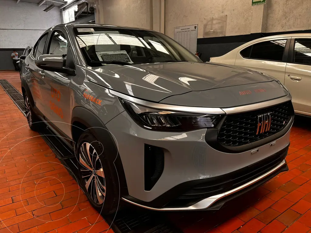 Fiat Fastback Audace usado (2024) color Gris precio $448,300