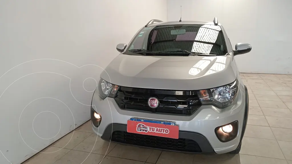 FIAT Mobi Way usado (2017) color Plata Bari precio $11.000.000