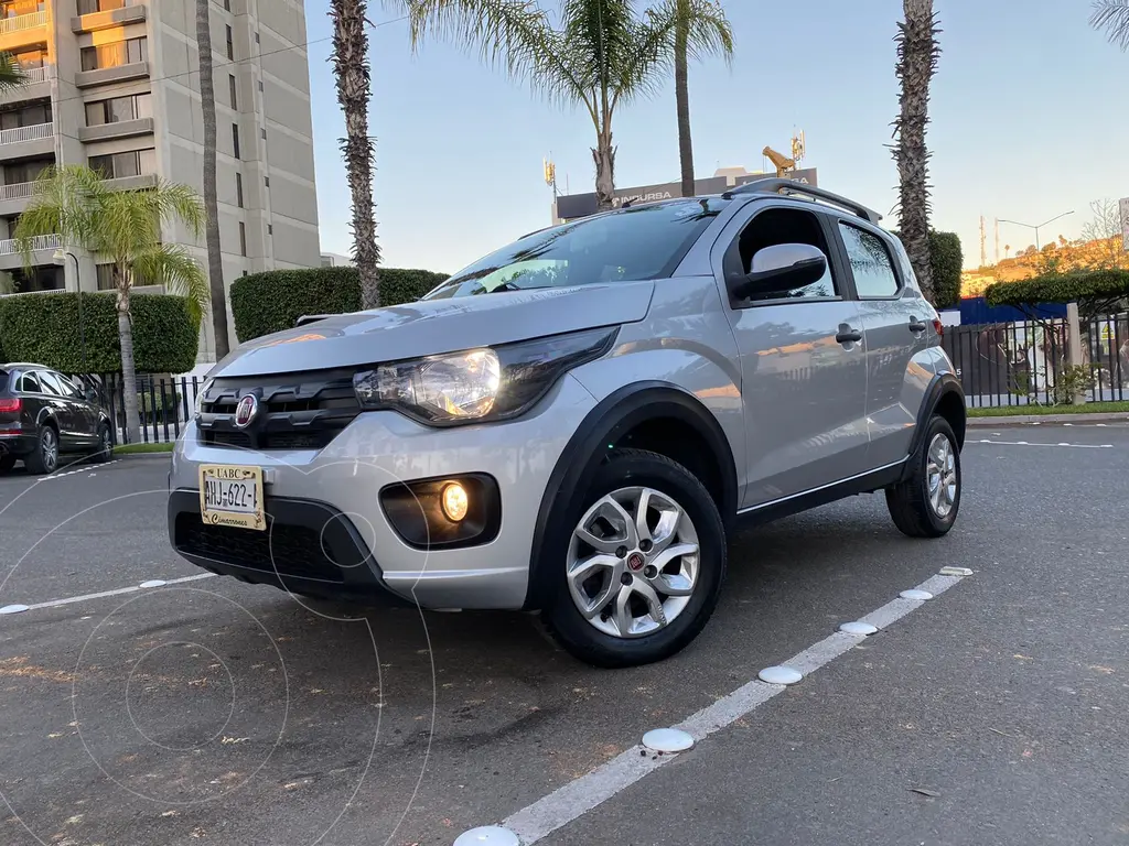 Fiat Mobi Way usado (2018) color Gris Scandium precio $142,000