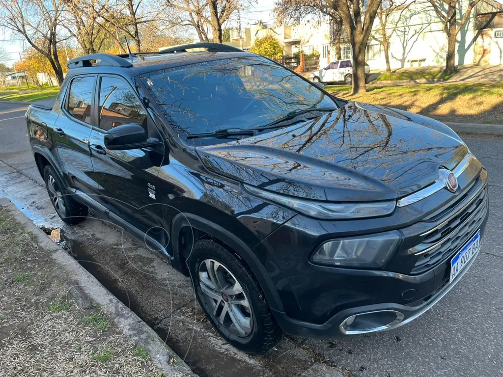FIAT Toro 2.0 TDi Freedom 4x4 CD Pack Xtreme usado (2017) color Negro precio $18.000.000