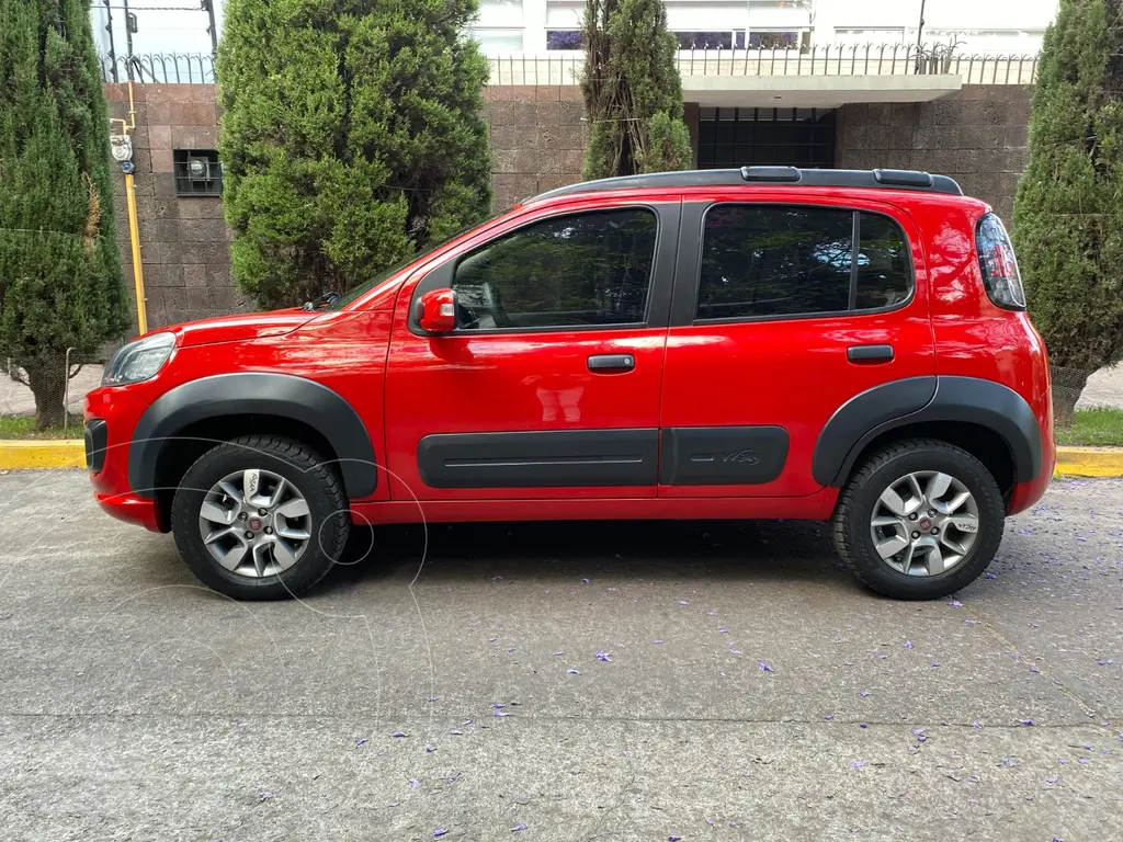 Fiat Uno Way usado (2018) color Rojo precio $182,000