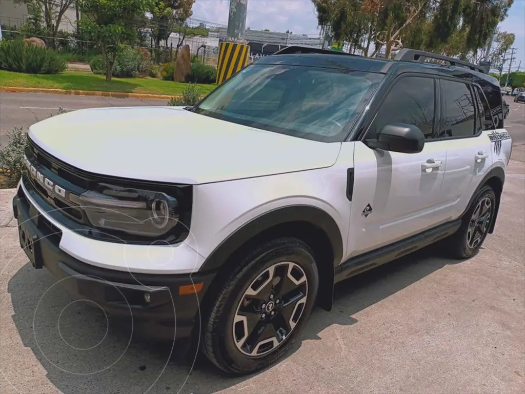 Ford Bronco Sport Outer Banks usado (2023) color Blanco precio $649,000